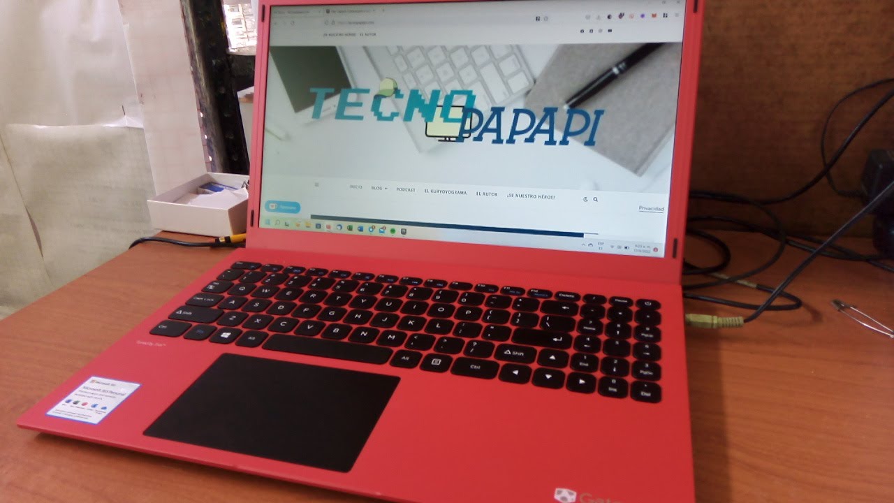 Así es la laptop Gateway GWTN156-11 - YouTube