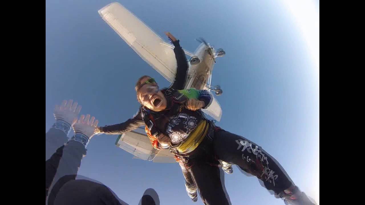 Coffs City Skydivers Beach Skydive Cassandra Youtube