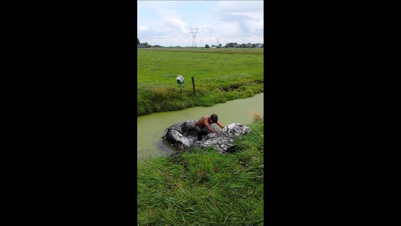 Blooper slootje springen 20 aug. 2014 - YouTube