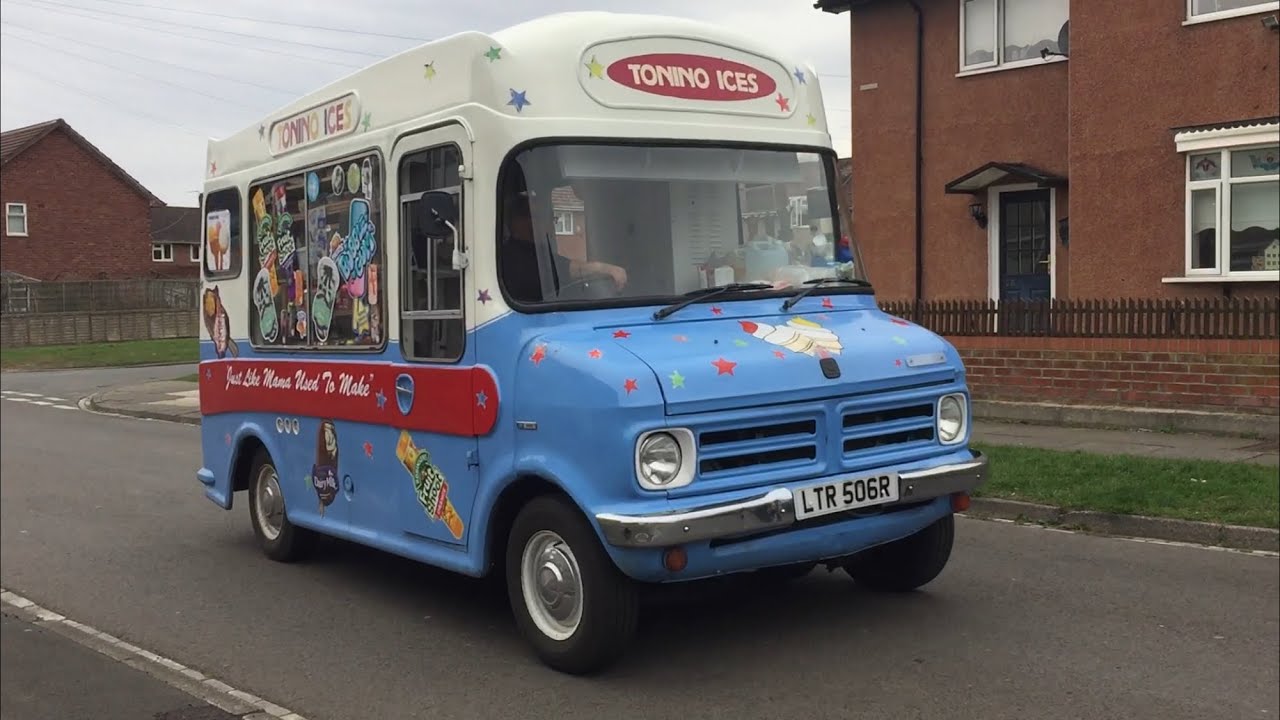 Tonino Ices local Bedford Cf ice cream van playing Colonel Bogey - YouTube