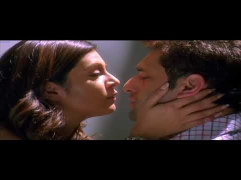 Sushmita Kissing Scenes
