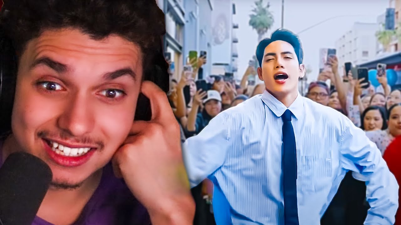 Stell Performs "Room" with Fans on WISH 107.5! - YouTube