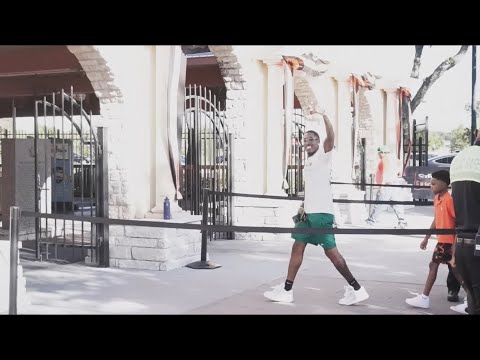 MINI VIDEO SEEN COREY SSG AT SIX FLAGS!!👀 - YouTube