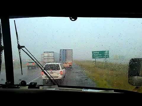 Major Hail storm Breaks Windows In Traffic - YouTube