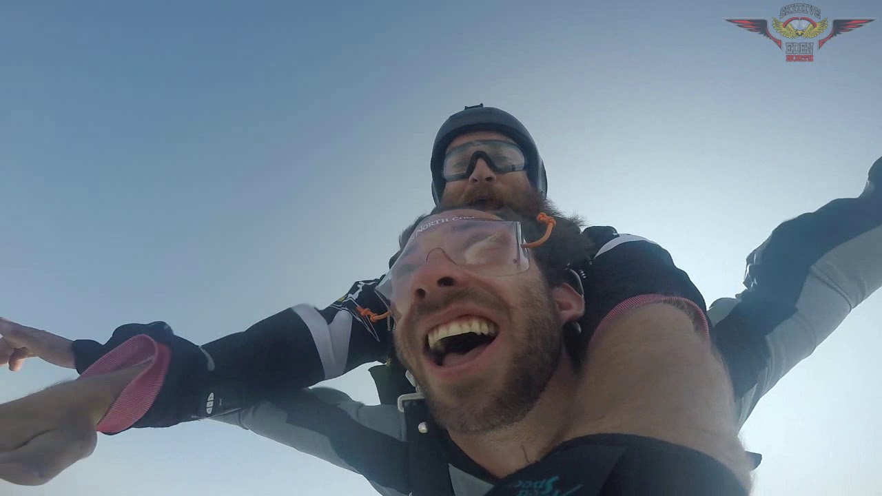 Swooopware: Skydive - Nelson Deschenes - YouTube