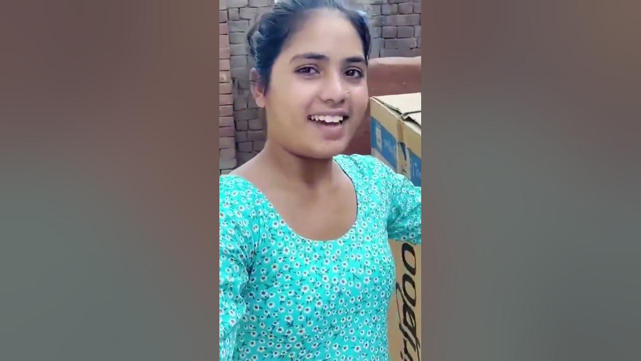 Suhana vlog hot new video Suhana records new hot vlog - YouTube