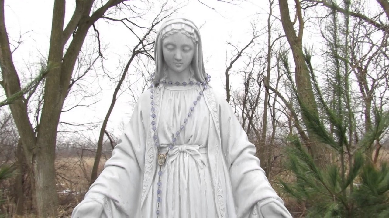 Virgin Mary - Rhea - Foot on the Serpent Bloodline - YouTube