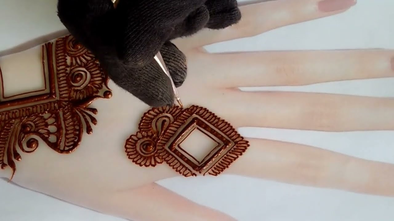 Square Arabic Mehndi Designs ll Back Hand Mehndi Design square@Royal ...
