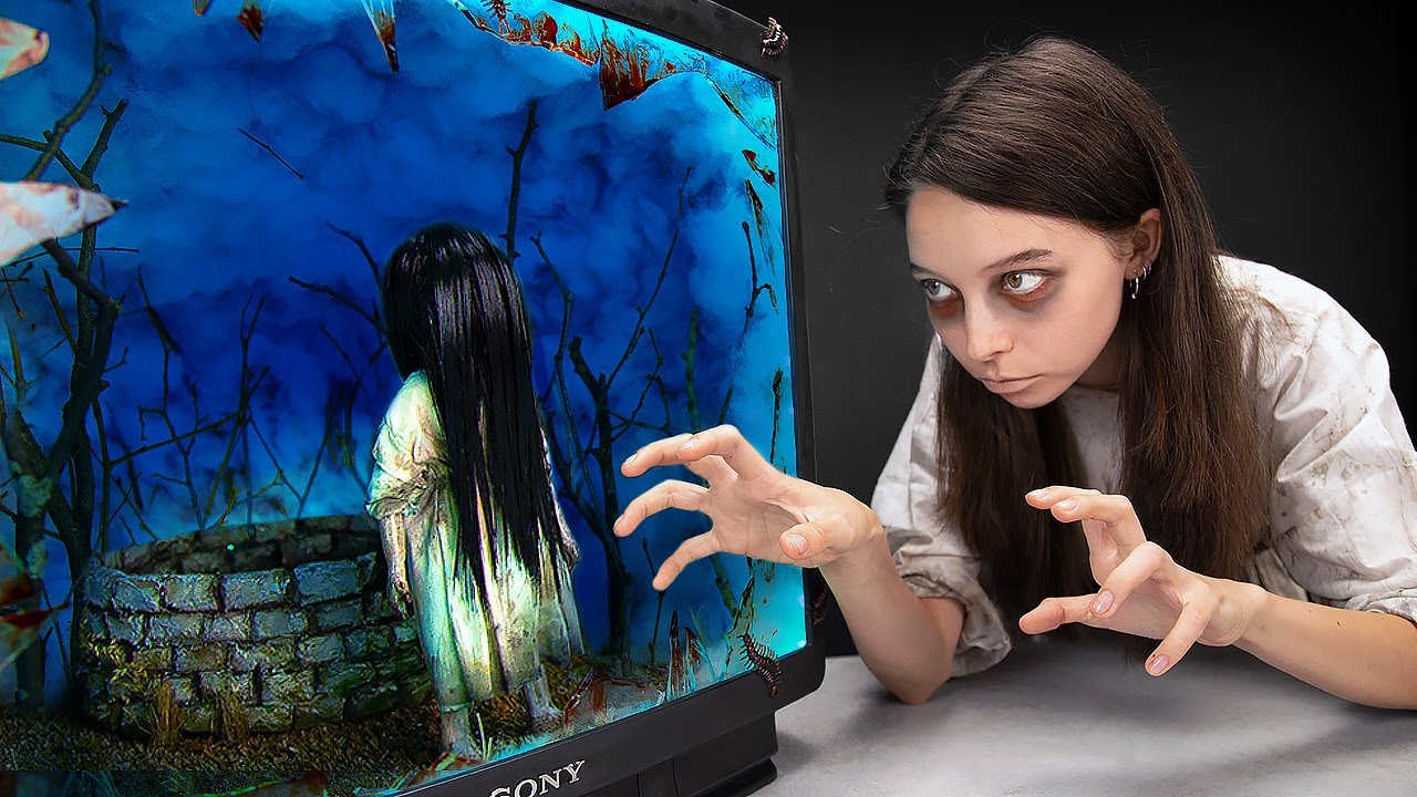 Girl From "The Ring" Horror Movie On Your TV | AWESOME DIY - YouTube