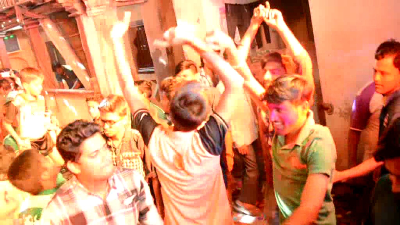 Holi 2017 Naughty Boy's with Ram Sound / M J Special Effects - YouTube