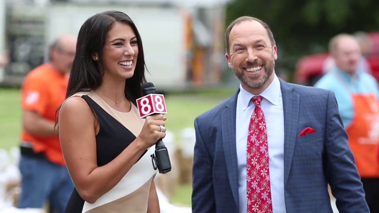 WTNH News 8 is Living Local - YouTube