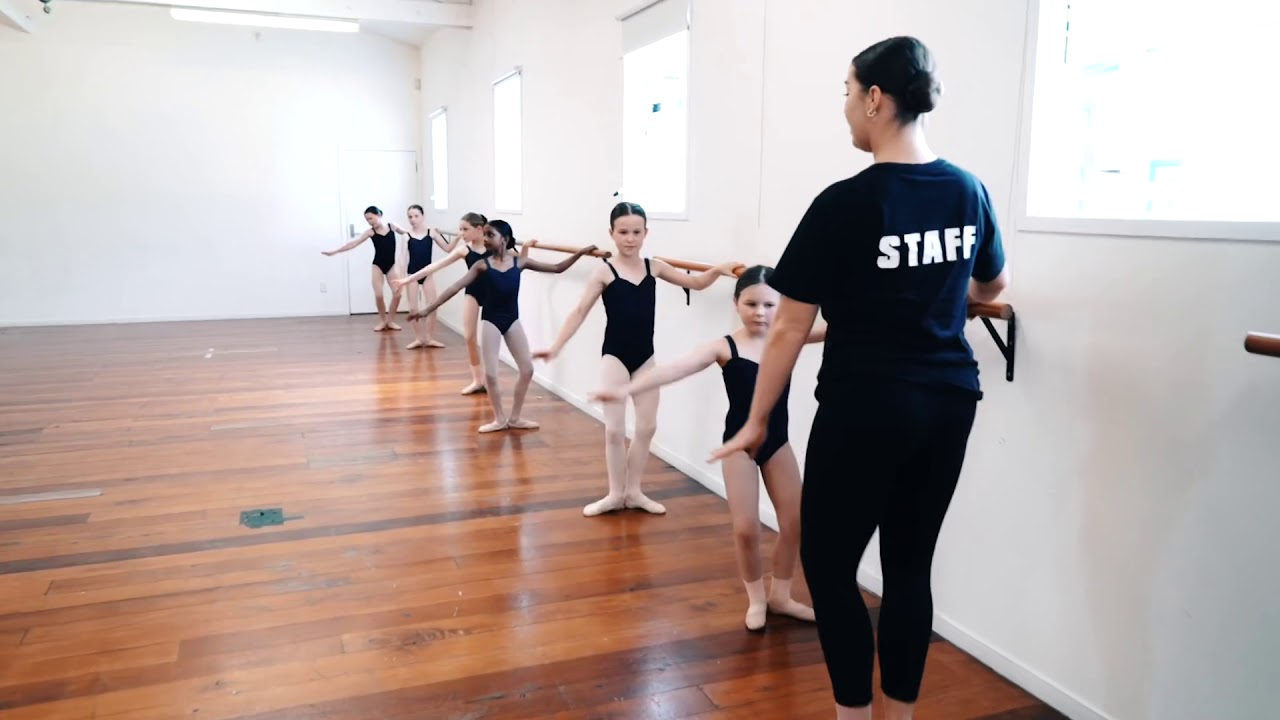 Studio Move 2020 - YouTube