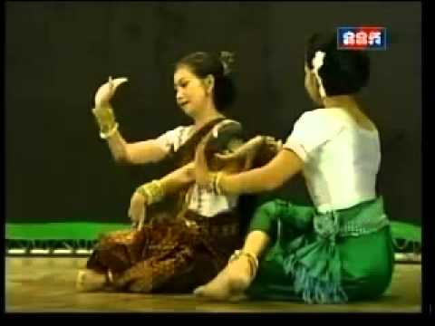 Lakhon Ken – Krai Thong courts Vimala