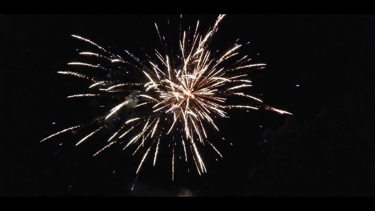 Freedom Rain by Sunwing Fireworks - YouTube
