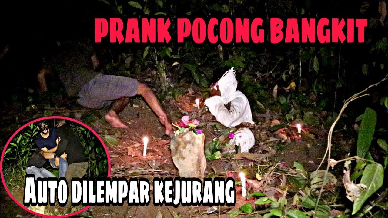 PRANK POCONG BANGKIT DARI KUBUR ( Auto Dilempar Kejurang) - YouTube
