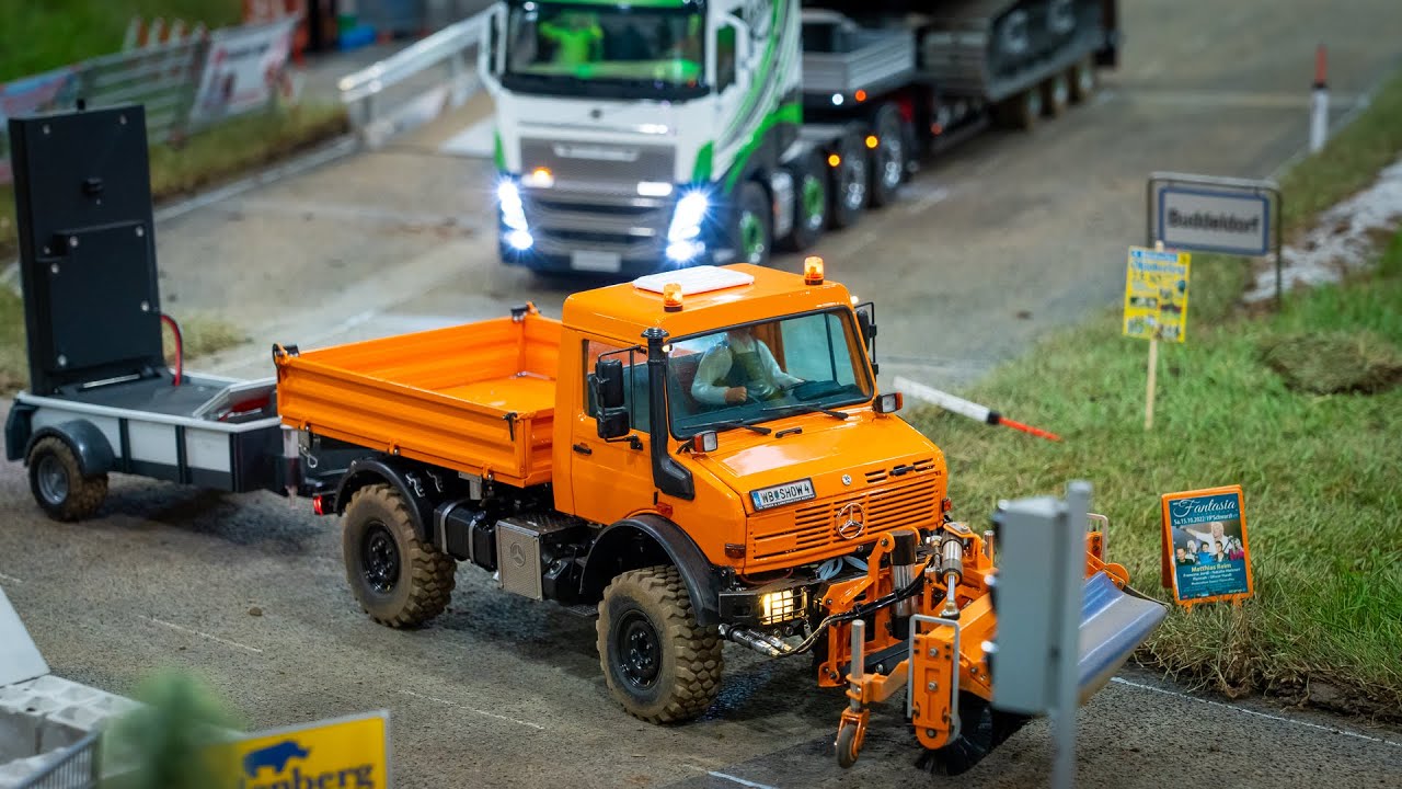 MINDBLOWING RC trucks & construction @ fair Graz with WMB - YouTube