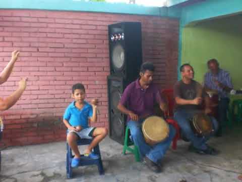 La Retreta. Song Tradicion y Gaitas - YouTube
