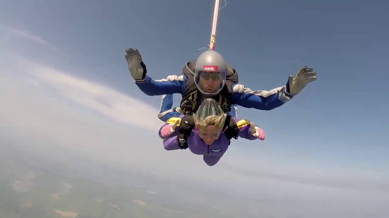Swoopware: Skydive - Angela Piggott - YouTube