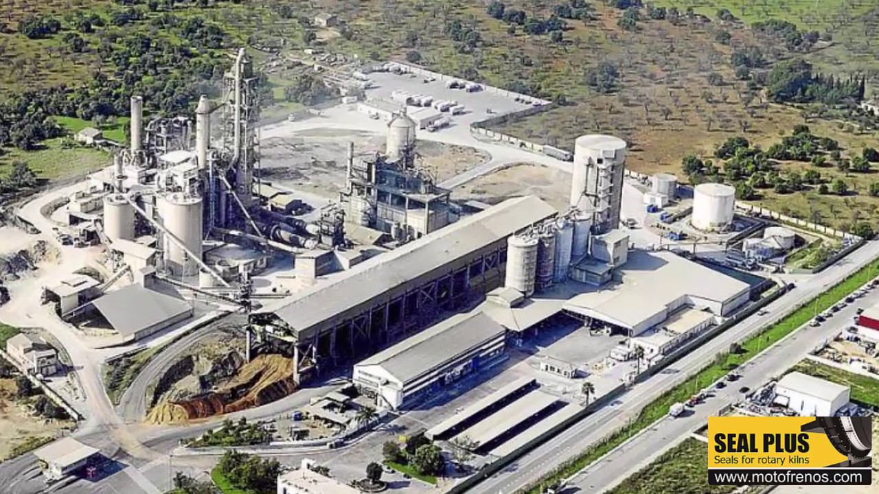 Outlet seal installation for rotary kiln in Cemex Lloseta - YouTube