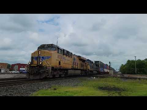 CSX I191 With A CSX C40-8W (YN2) - YouTube
