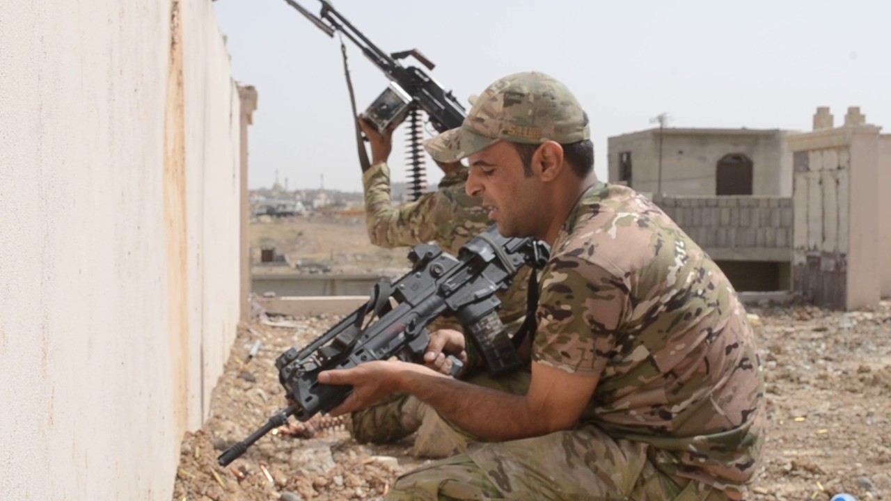 Pinned down by ISIS sniper fire in West Mosul - YouTube