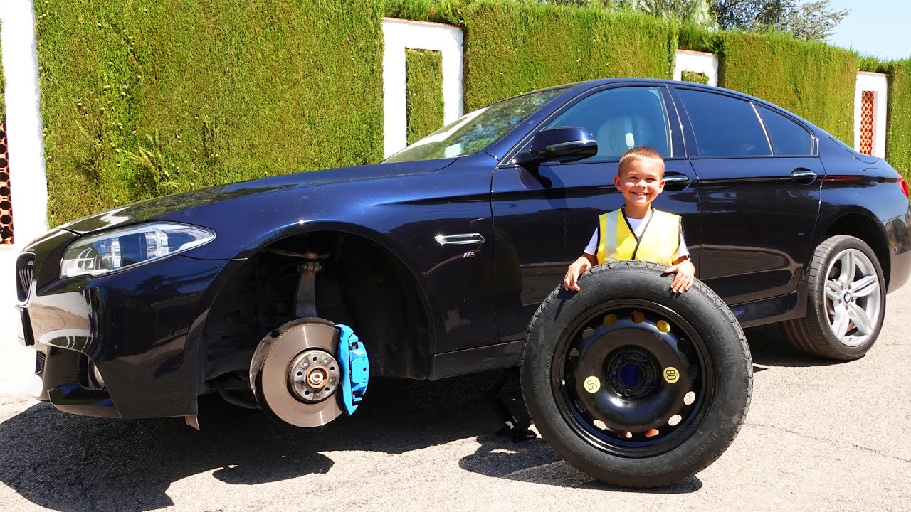 The Wheel fell off on Bmw 5 - YouTube