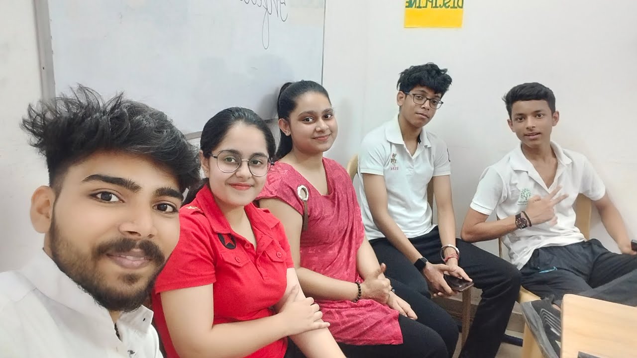 CLASS 10 | TOPPERS INTERVIEW| MOTIVATION |SUNSHIINE CLASSES - YouTube
