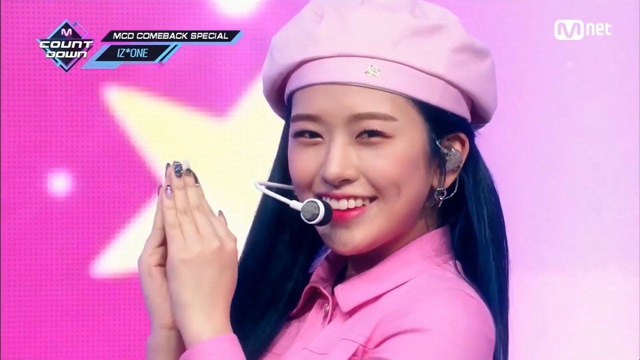 IZ*ONE (아이즈원) - 'SPACESHIP' Stage Mix - YouTube