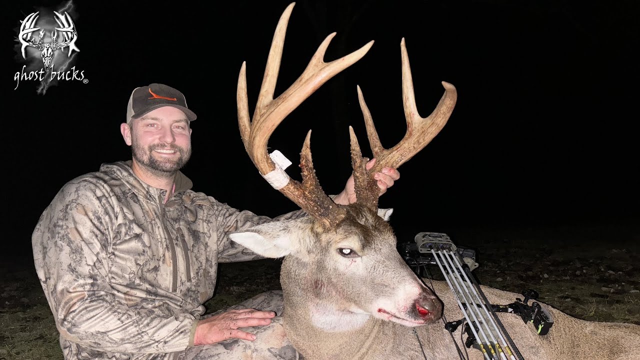 Self-Filmed GIANT! 160” Buck with Crazy MASS - YouTube