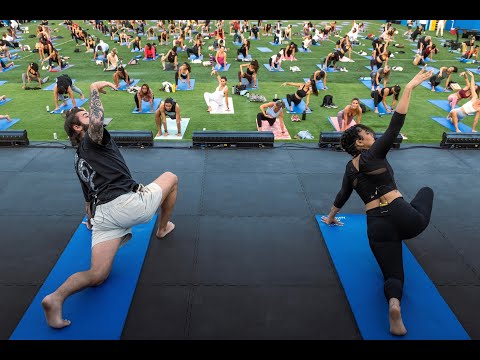 Sundown Flow in association with XYoga Dubai at Expo2020 Dubai - 4K