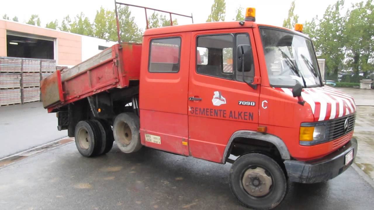 Mercedes 709D - YouTube