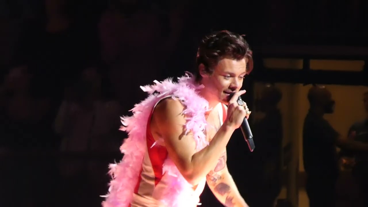 Cinema, Harry Styles, LOT New York, N2 8/21/2022 - YouTube