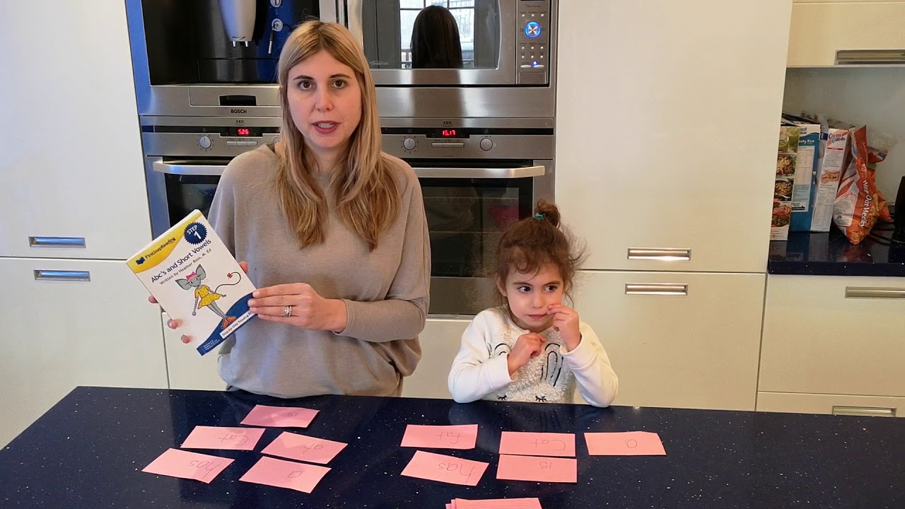 Go fish Phonics Reading game - YouTube