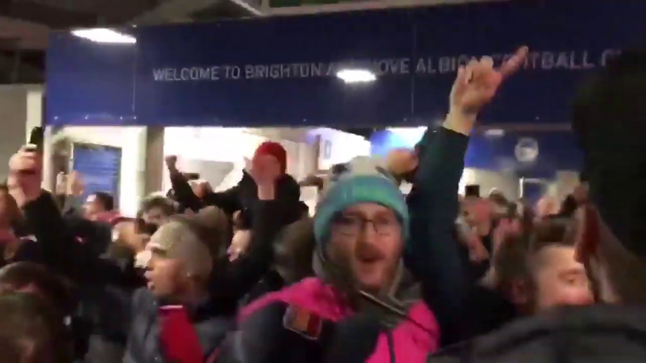 Bobby Firmino Song v Brighton | LFC Chants - YouTube