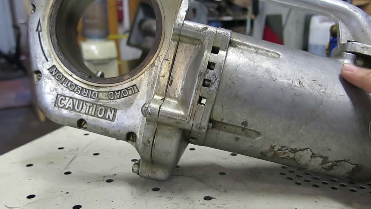 collins hand pipe threader - YouTube