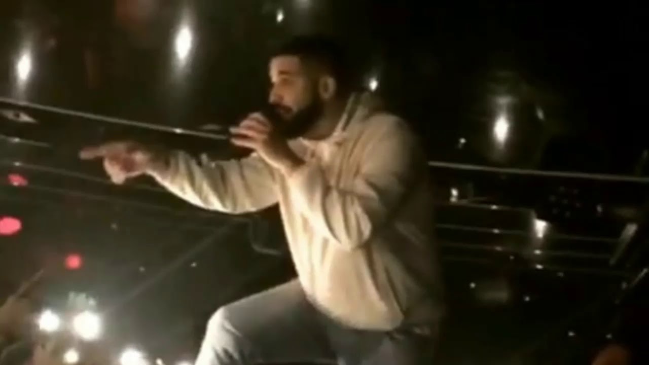 Drake Stops Concert To Prevent Sexual Assault By Fan Who Tried Touching ...