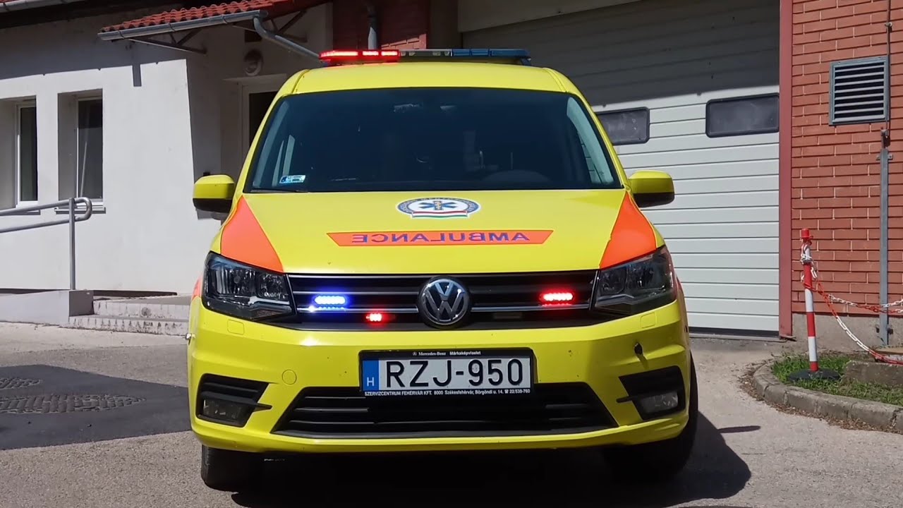 OMSZ Székesfehérvár | VW Caddy Mentőorvos - YouTube