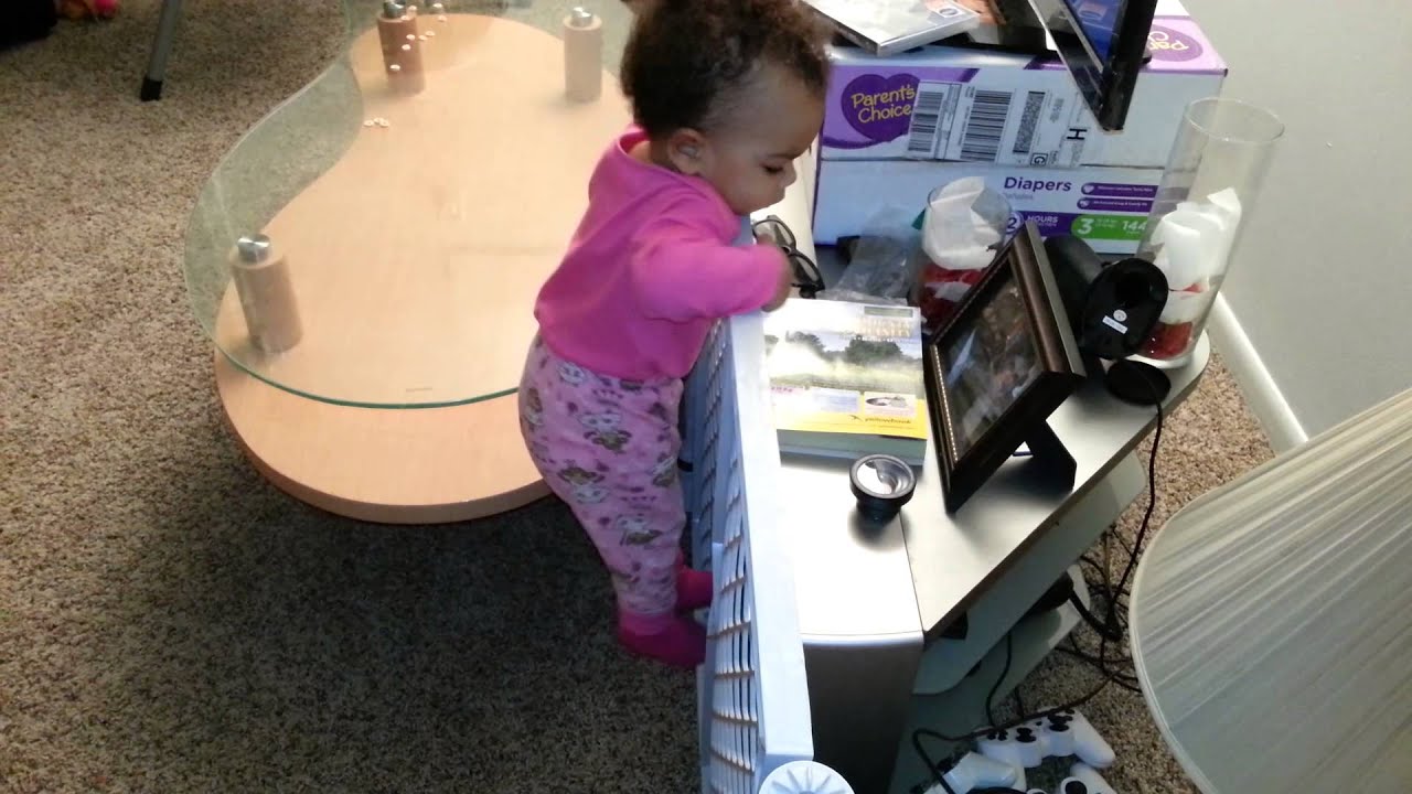 Smart baby girl - YouTube