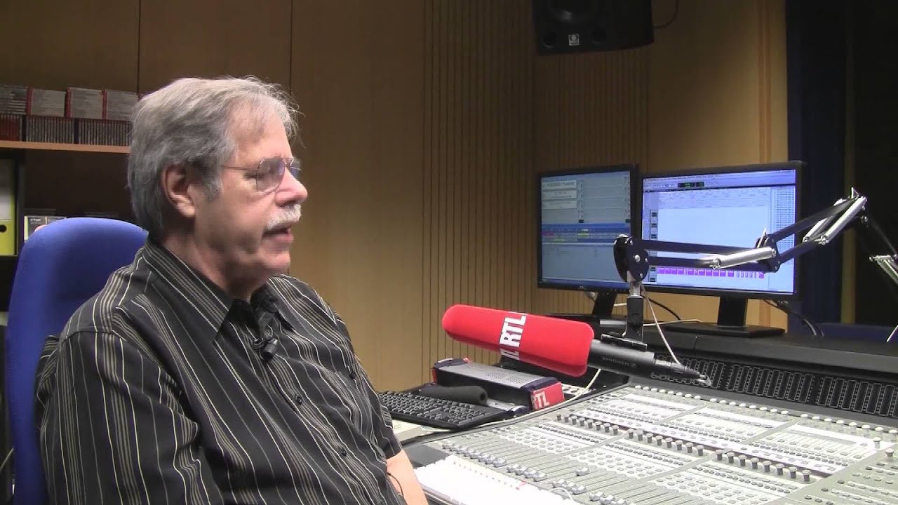 Benny Brown ascolta i Jingles di Radio Milano International dopo 35 ...