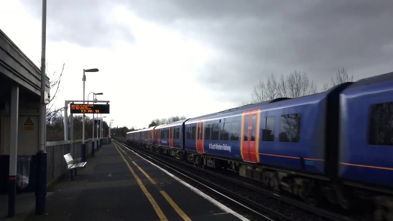 My loacal railway part 4. Class 450 at berrylands station - YouTube