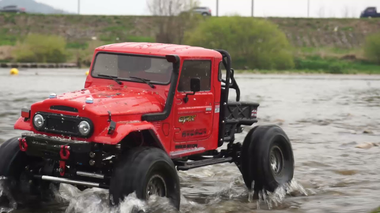 MST CFX-W J45C - YouTube