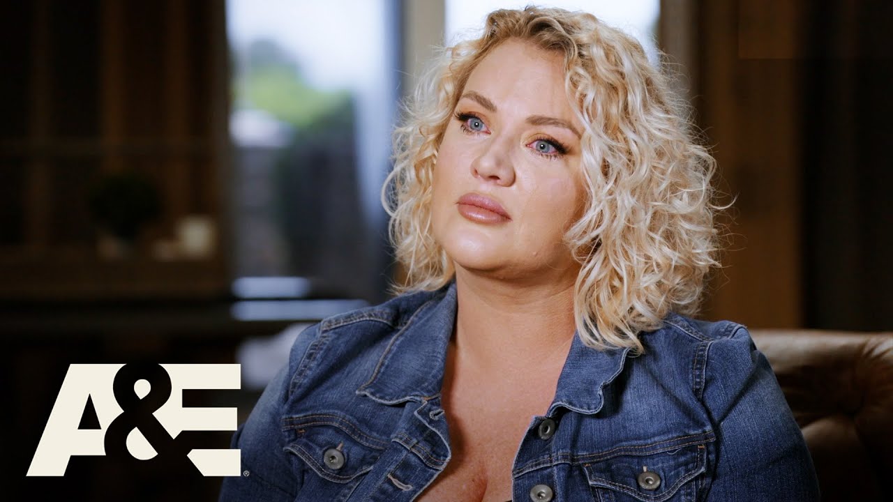 "Secrets of Playboy" Sneak Peek: Backlash for Posing - YouTube