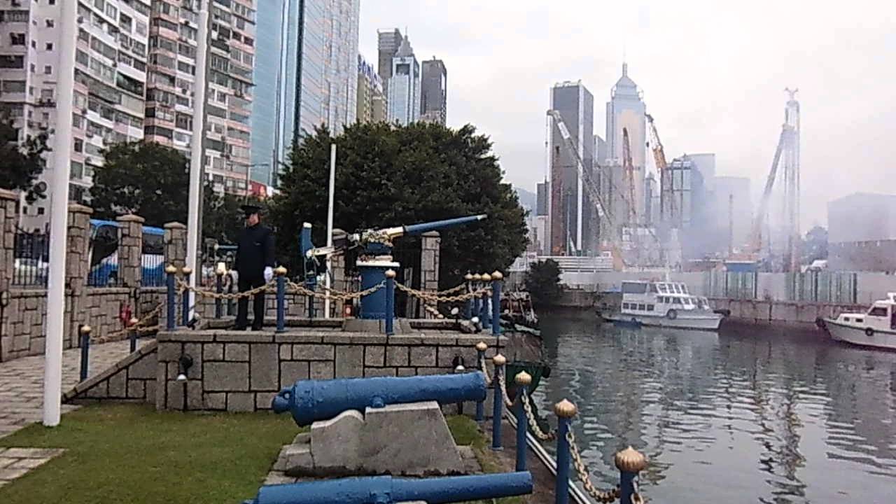 Hong Kong - The Noon Day Gun - YouTube