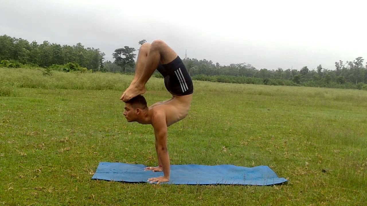 Working on handstand scorpion - YouTube