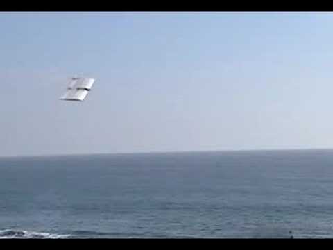 Slofly plank flying wing - YouTube