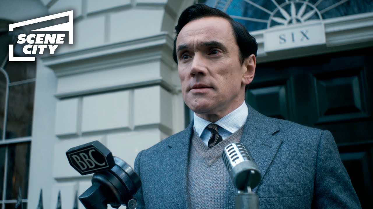 Asked To Put Her Country First | The Crown (Claire Foy, Vanessa Kirby ...