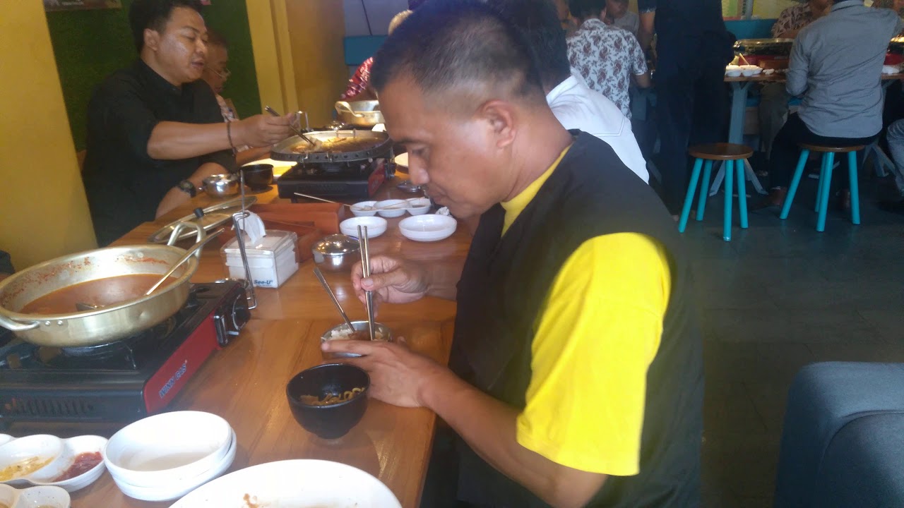 cingu korean resto - YouTube