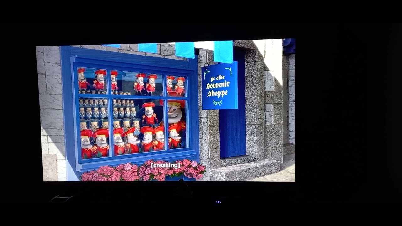 Shrek (2001) - Welcome to Duloc Scene - YouTube