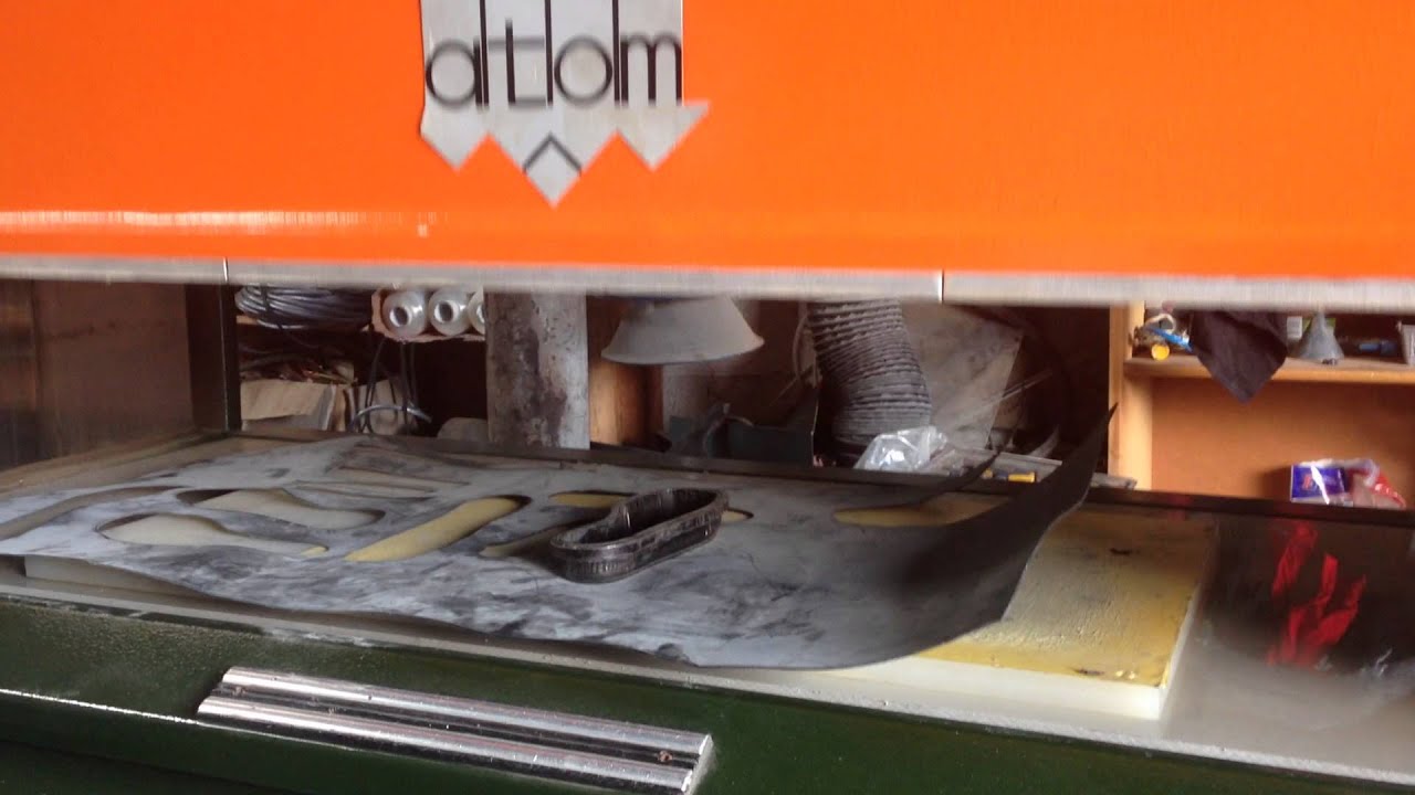 DCR Machines ATOM S325 - YouTube