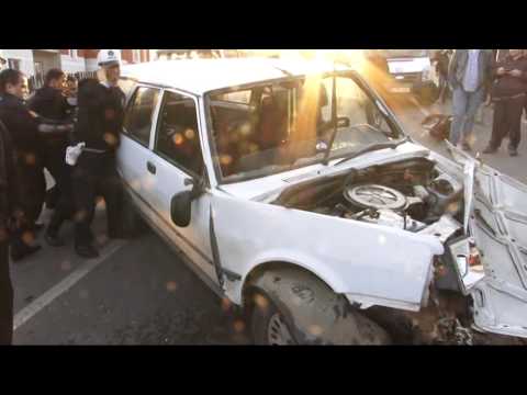 Trabzon'da iki araç çarpıştı.